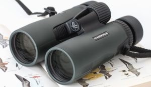 How Do Binoculars Work? Explained (with Pictures) - Optics Mag