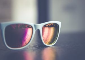 12 Glasses Industry Statistics & Data - Updated in 2026 - Optics Mag