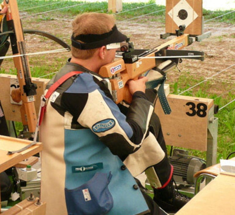 8 Best Crossbow Scopes for Low Light in 2024 - Reviews & Top Picks ...