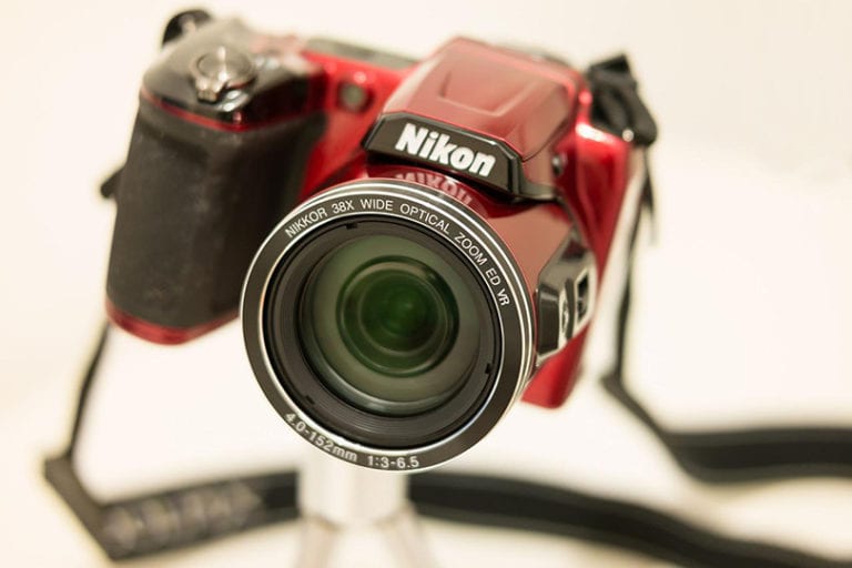 10 Types of Digital Cameras (With Pictures) - Optics Mag