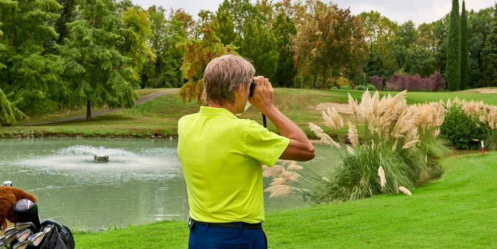 How to Use a Rangefinder for Golf (Step-by-Step Guide) - Optics Mag