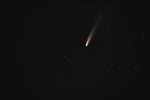 Do Comets Orbit the Sun? What You Need to Know! - Optics Mag