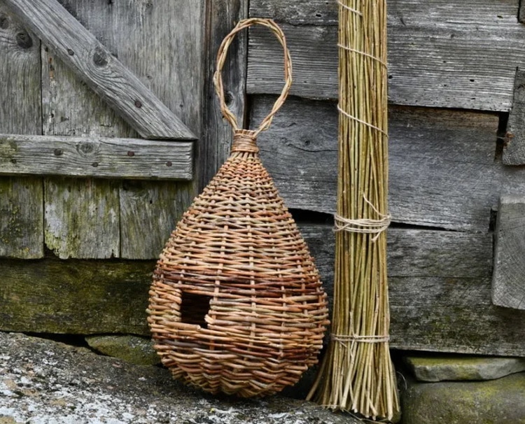 2 DIY Hummingbird House Plans You Can Make Today (With Pictures ...