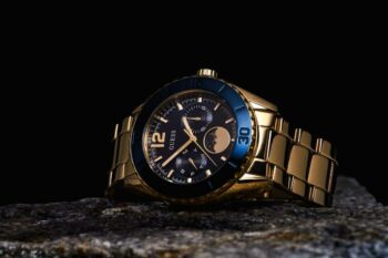 What Is a Loupe? What You Need to Know! - Optics Mag