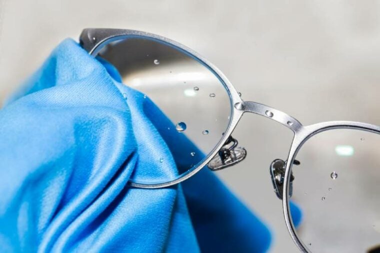 How to Clean Blue Light Glasses in 7 Easy Steps - Optics Mag