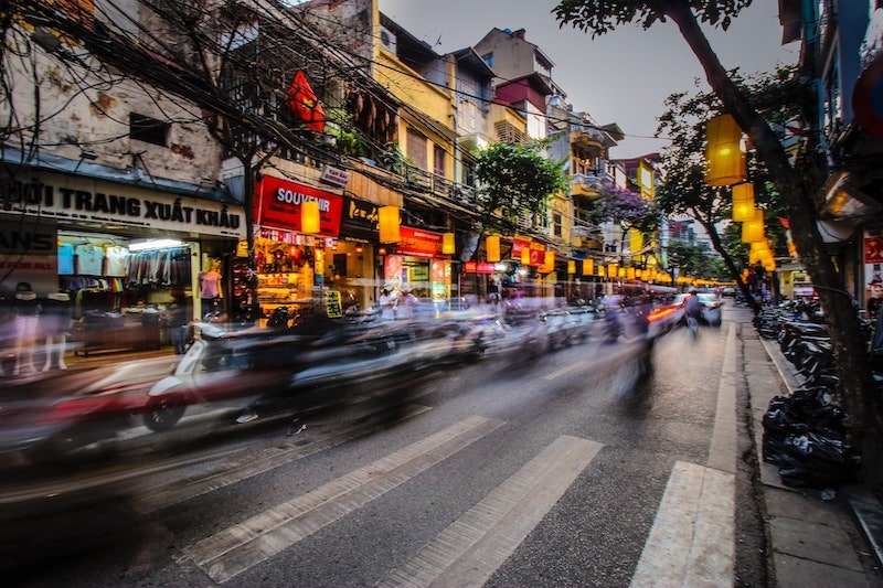 What Is Motion Blur & How Do I Use It? Photography Basics Explained ...