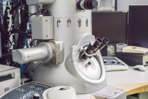 What Is a Transmission Electron Microscope? How Does It Work? - Optics Mag