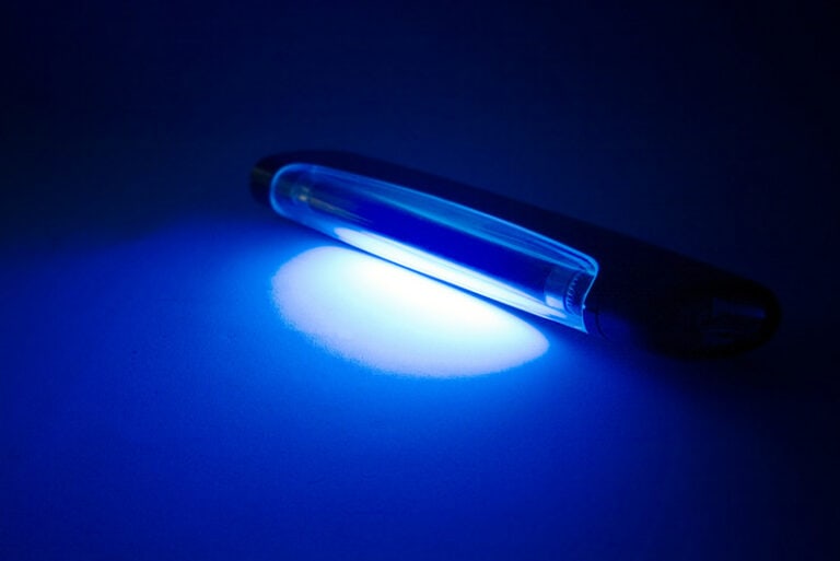 Ultraviolet Light vs Black Light: What’s the Difference? - Optics Mag