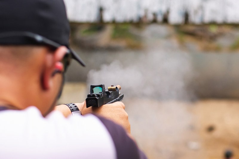 How to Sight a Laser on a Pistol (8 Tips & Tricks) - Optics Mag